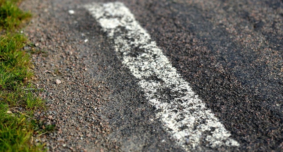 Marka Jalan Warna Kuning dan Berbagai Artinya | Auto2000