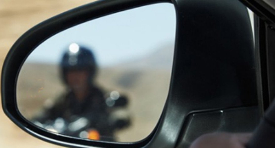 Titik Buta Kendaraan: Arti dan Cara Antisipasinya | Auto2000