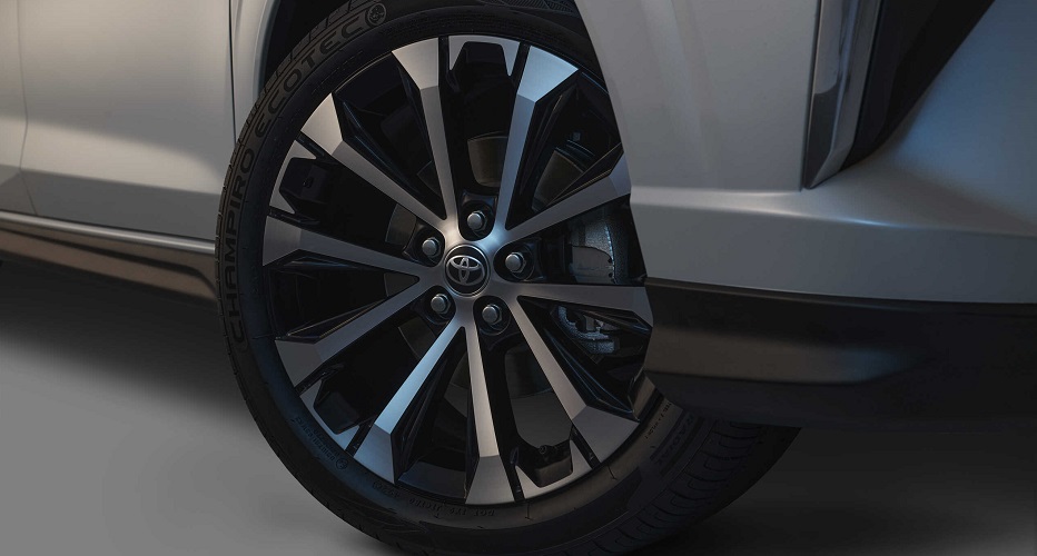 Cat Velg Mobil Tak Boleh Sembarangan, Ini Alasannya | Auto2000