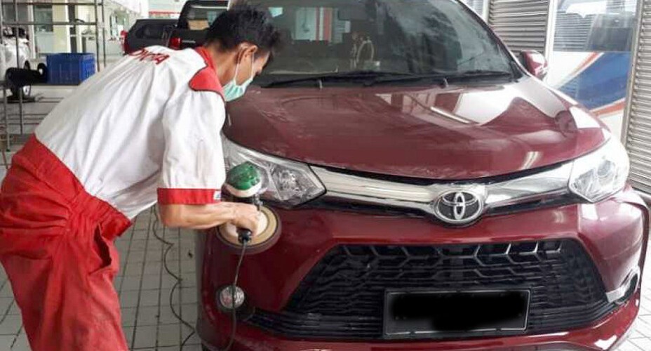 Apakah Wax Merusak Cat Mobil? Ini Dia Jawabannya! | Auto2000